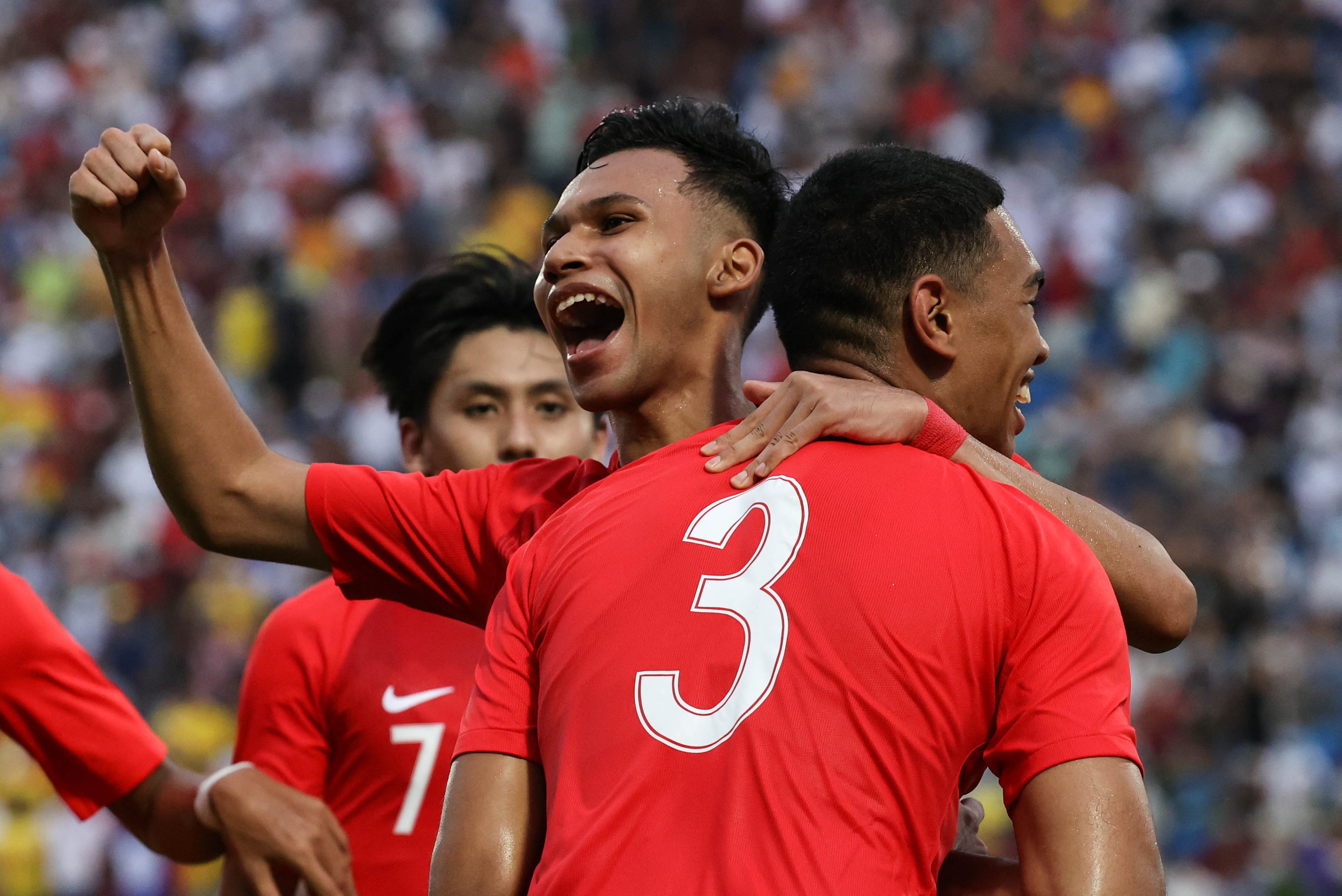 Young Lions fight back to earn 2-2 draw against Laos at Hanoi SEA Games!