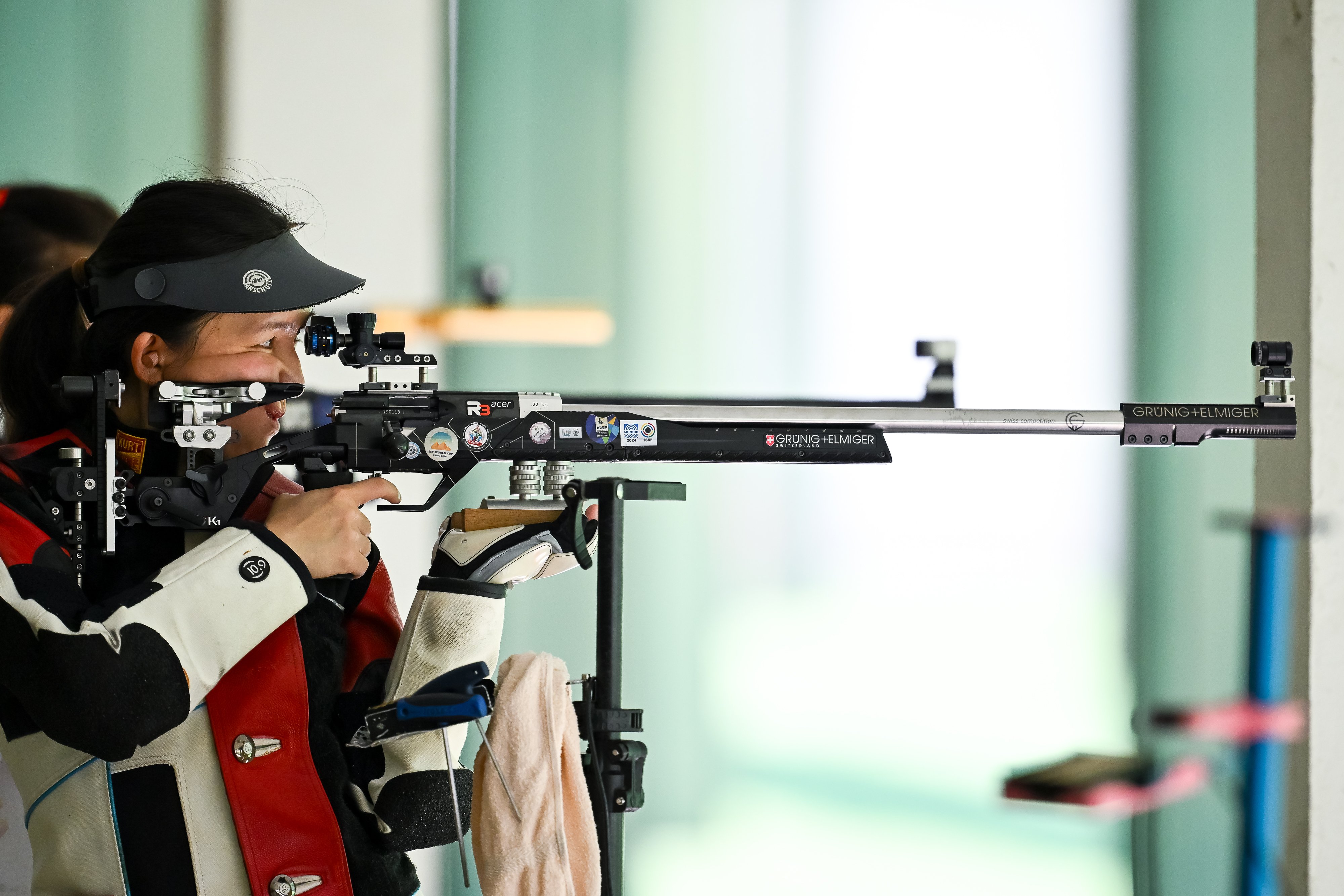 SEA Games 2025: Ser ends career with team gold, Tan takes individual bronze