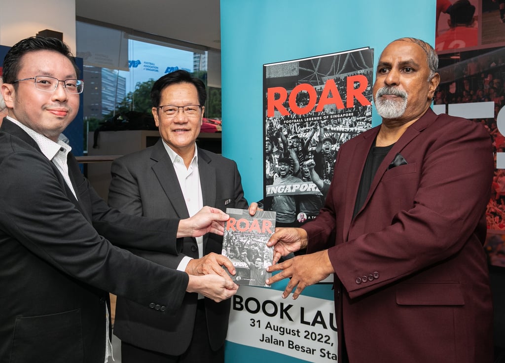 ROAR : Football Legends of Singapore - For Future Generations to Remember!