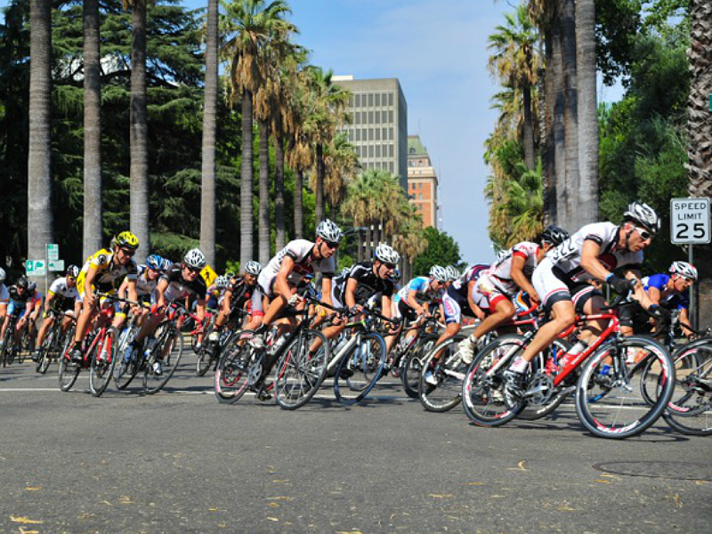 How to improve cornering when cycling - ActiveSG