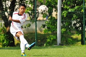 Master your football techniques: Long Passes - ActiveSG