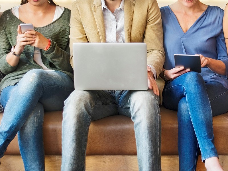 How much screen time is healthy for adults?