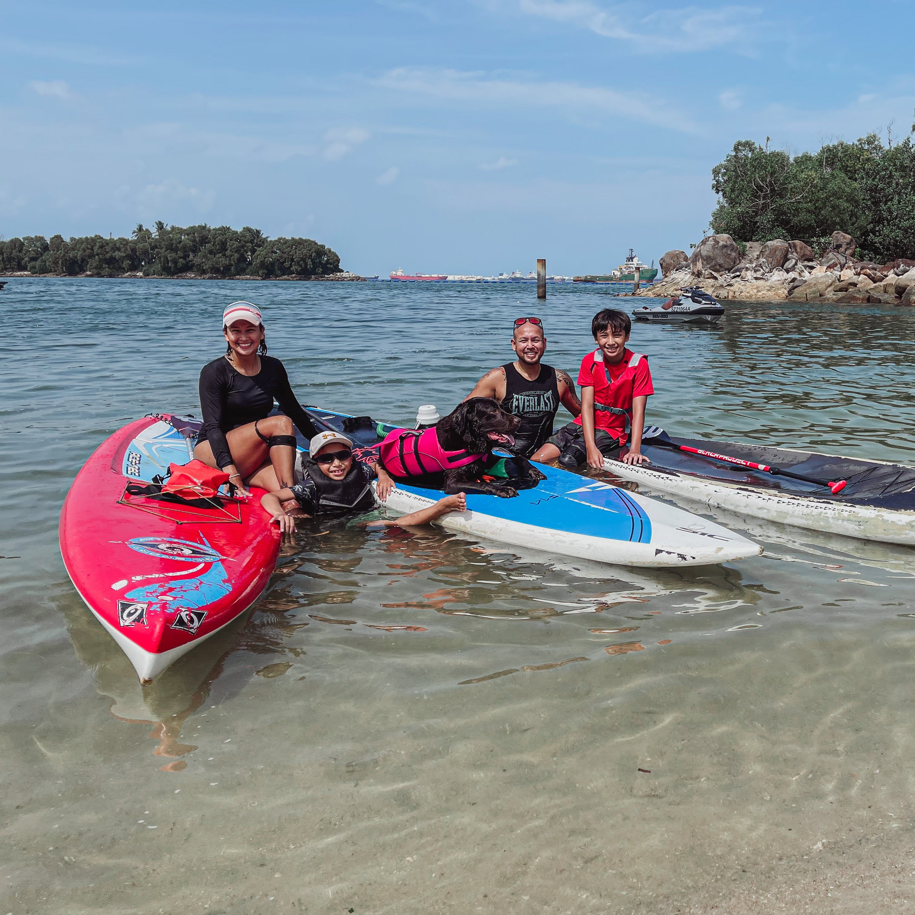 What’s SUP? The sport that’s gaining popularity around the world!