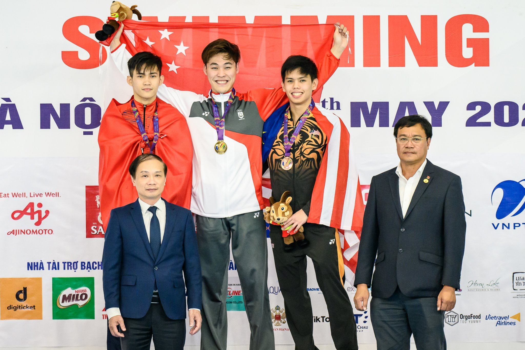 Swimming and athletics win rare medals at halfway mark of SEA Games!